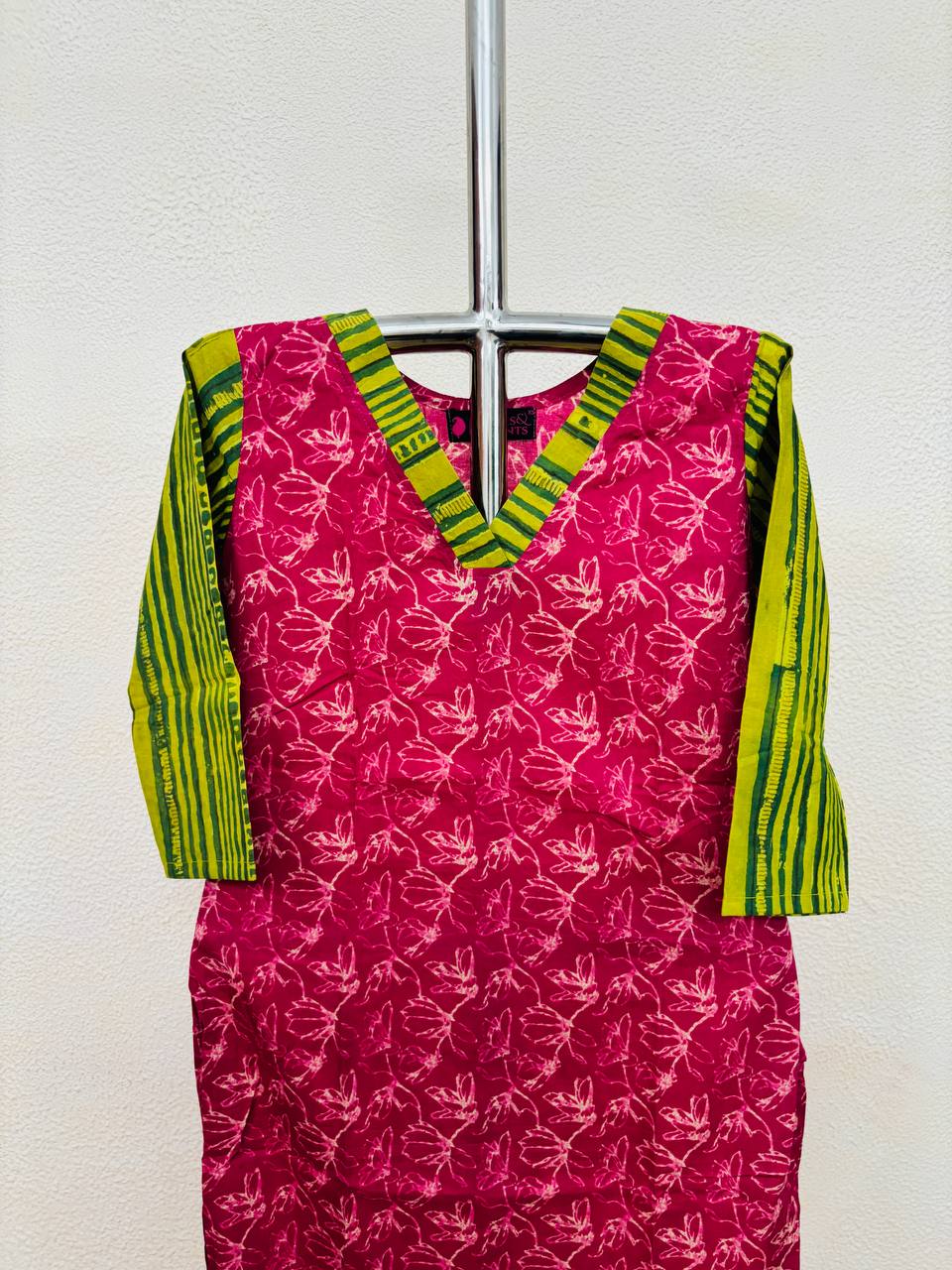 RS.440/- (50%Off on MRP Rs.880/-)(Nk10) – Blocks & Prints