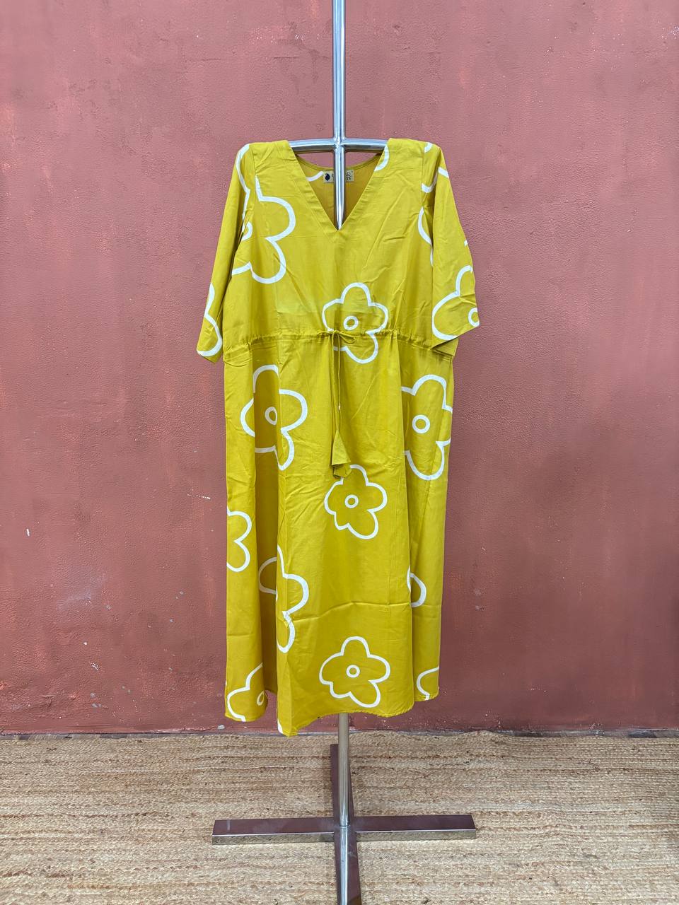 RS.550/- (50%Off on MRP Rs.1100/-)(DS-865) – Blocks & Prints
